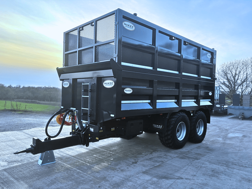 20 Ton Multipurpose Dump Trailer - McKee Engineering